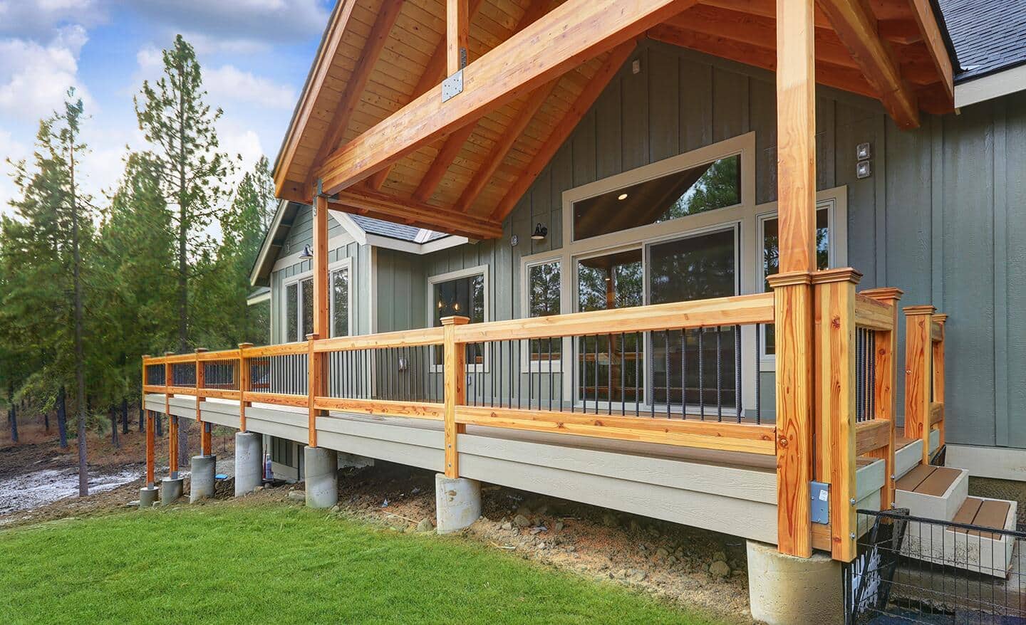 Wood Deck Deck Railing Ideas: Transform Your Outdoor Space